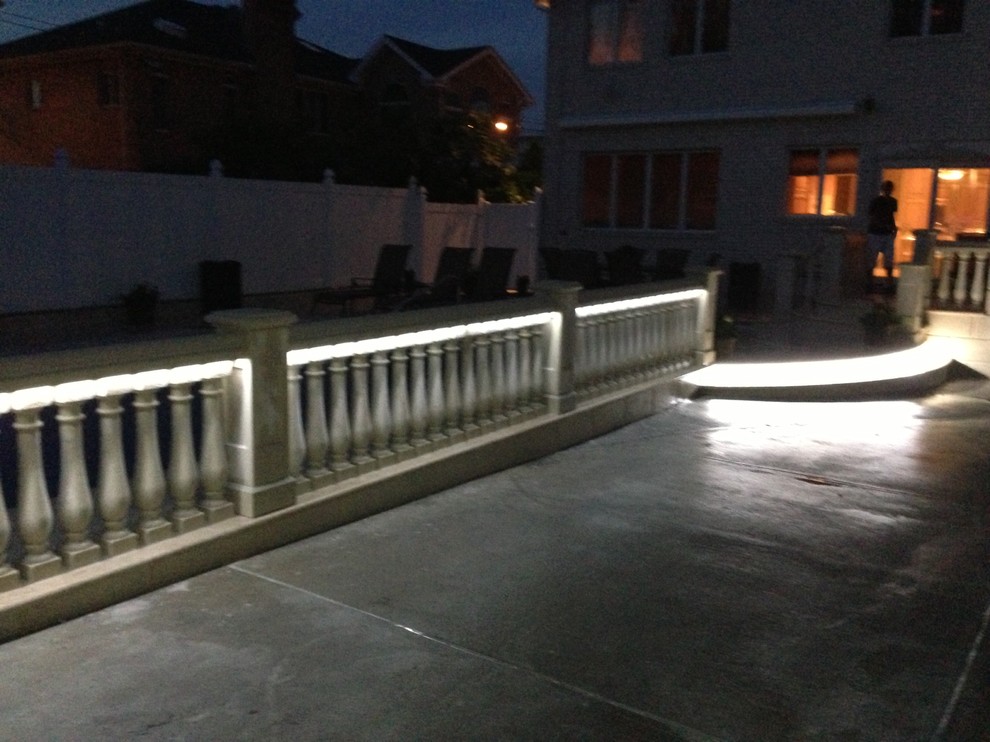 Night Light Balustrade System - Modern - Pool - New York - by Coral ...