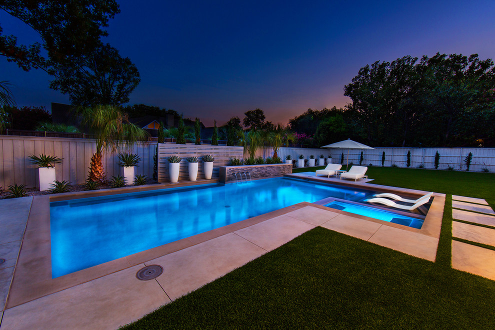 North Dallas Modern Backyard - Modern - Pool - Dallas - by Randy Angell ...
