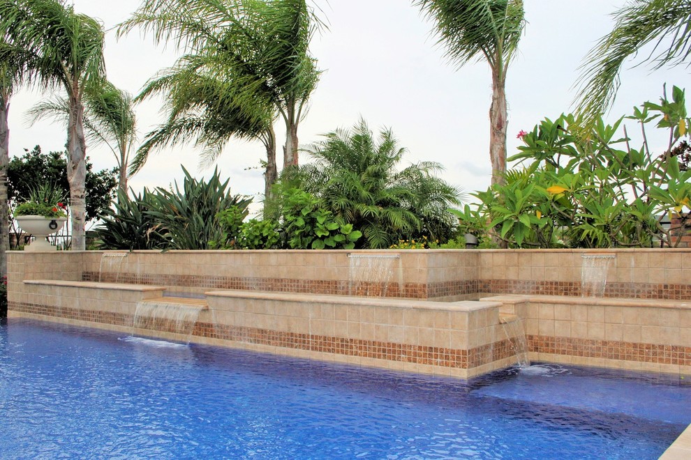 Ocean Quest Pool and Fountain - Tropical - Pool - Miami - by Durango ...