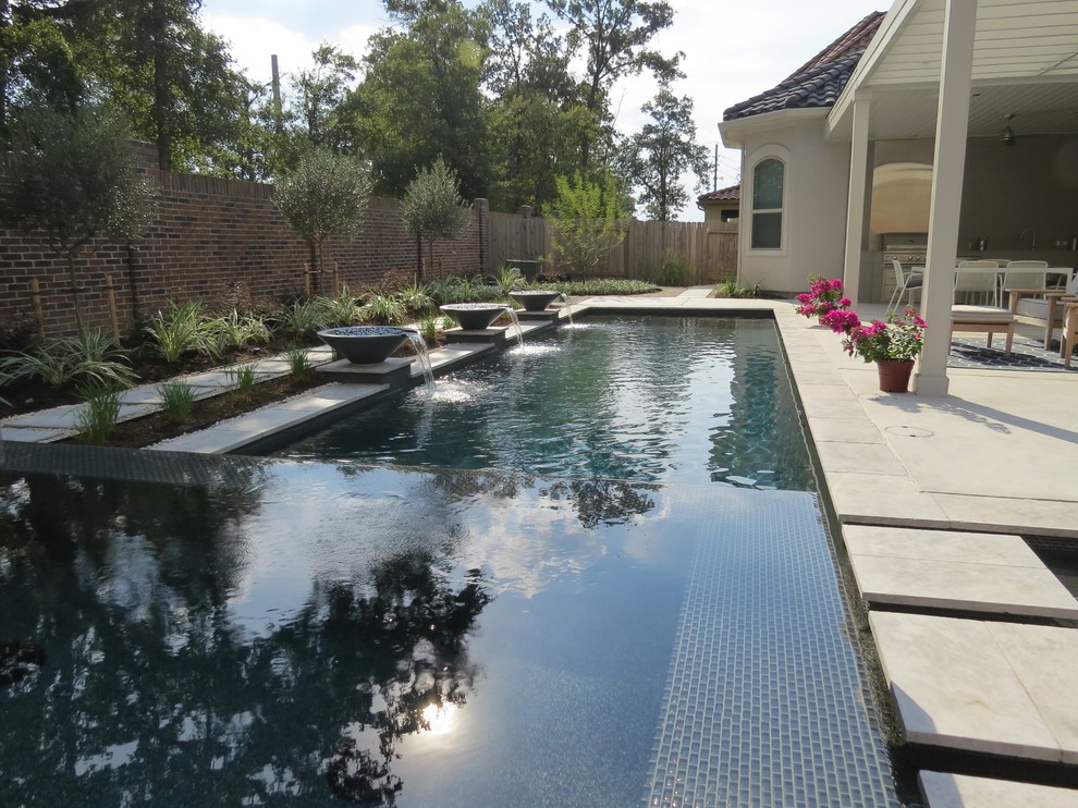 Outdoor Living - Contemporary - Pool - Houston - by Niemand Interiors ...