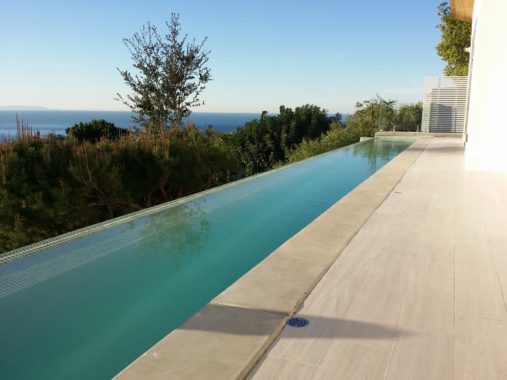 Pacific Palisades Infinity Pool - Modern - Pool - Los Angeles - by ...