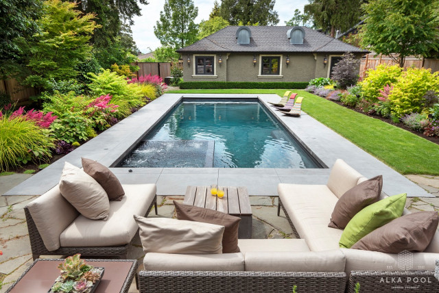 Patio Pool - Klassisch - Pools - Vancouver - von Alka Pool Construction ...