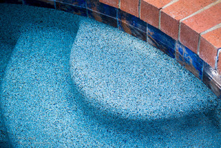 Pebble Bottom Pool - StoneScapes Tropic Blue with Blue Glass ...