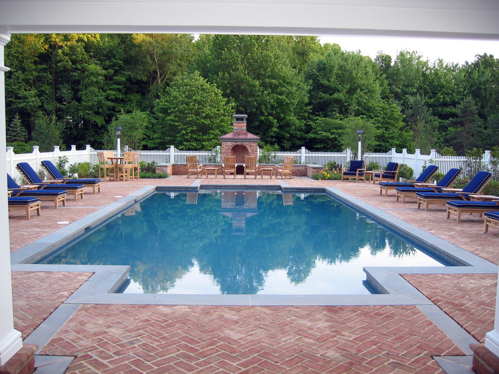 Peck - Contemporary - Pool - Newark - by Arrow Master Pools | Houzz
