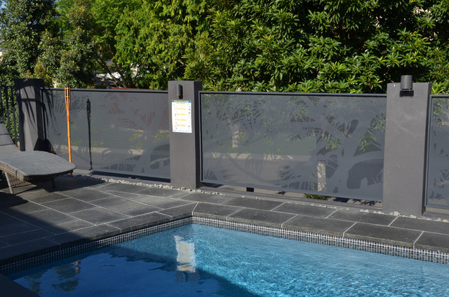 Perforated Pool Fence - Maritim - Pools - Brisbane - von DSD Decorative ...