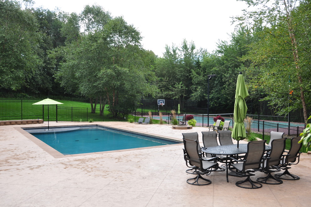 Plan for Later - Traditional - Pool - Cedar Rapids - by Pool Tech | Houzz