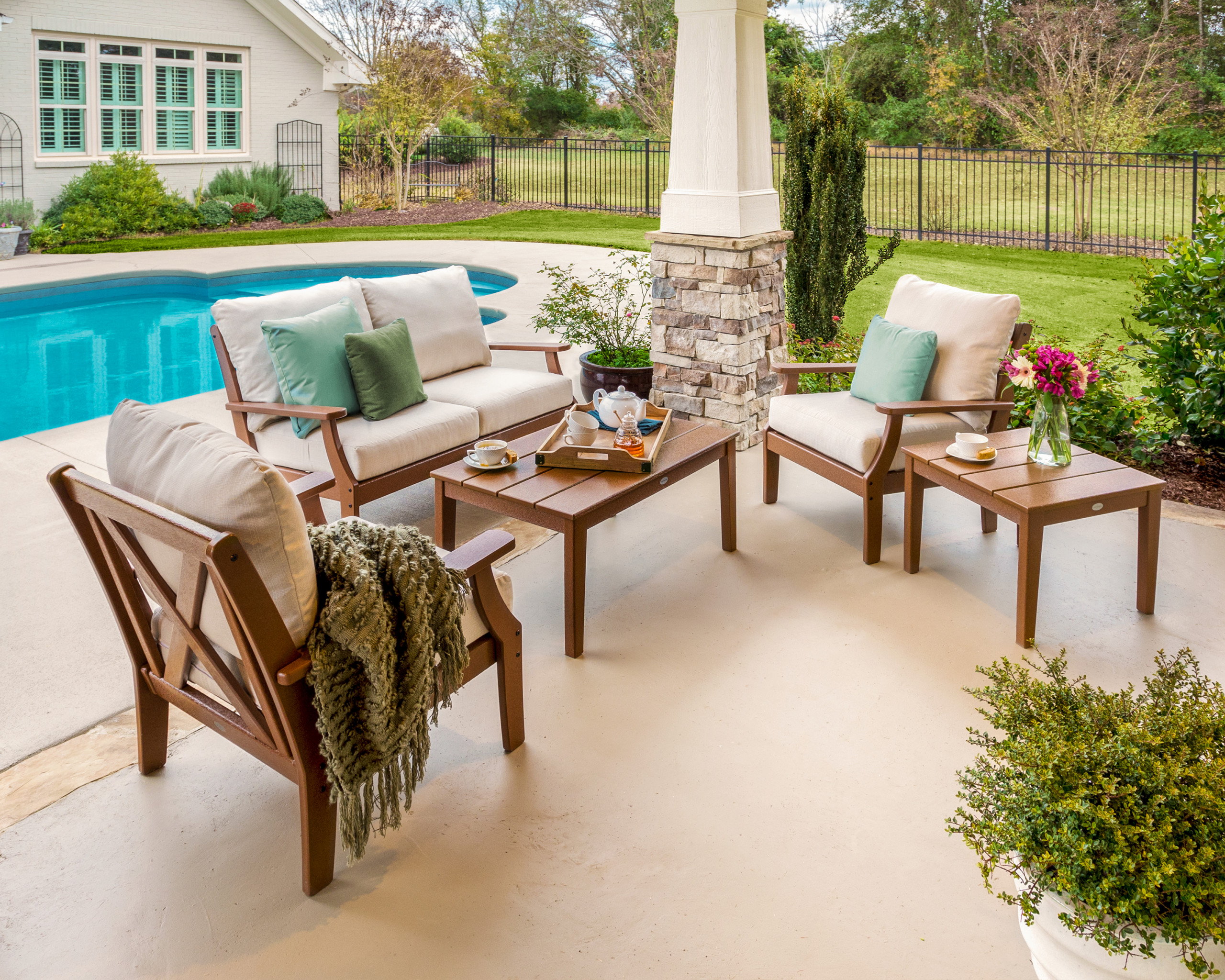 Vendor in Focus: Polywood Recycles Plastic Into Stylish Outdoor Furnish