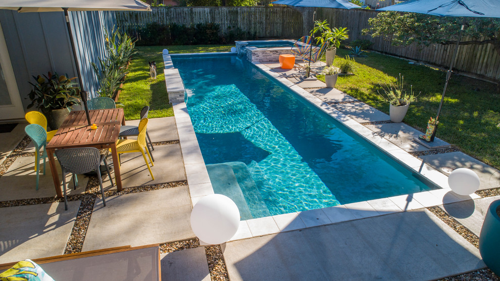 Pool & Spa Combination | Houston Heights - Modern - Pool - Houston - by ...