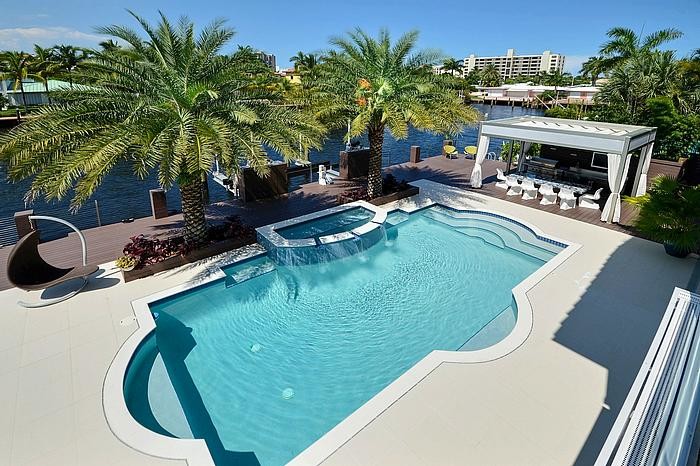 Pool, deck and landscape - Contemporary - Pool - Los Angeles - by hindi ...