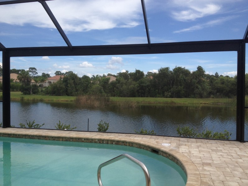 Pool Enclosures - Traditional - Pool - Tampa - by Absolute Aluminum | Houzz