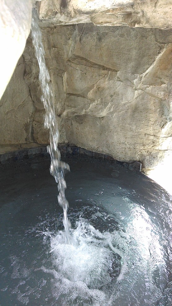 Pool Grottos/Wine Caves - Exotique - Piscine - Charlotte - par Creative ...