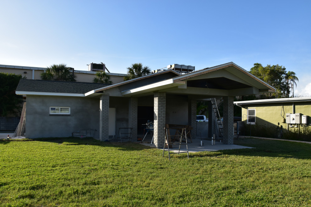 Pool House & Covered Lanai Conversion - Farmhouse - Pool - Tampa - by ...