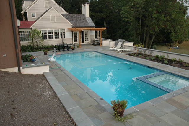 Pool project, flagstone paving - Contemporaneo - Piscina - Philadelphia ...