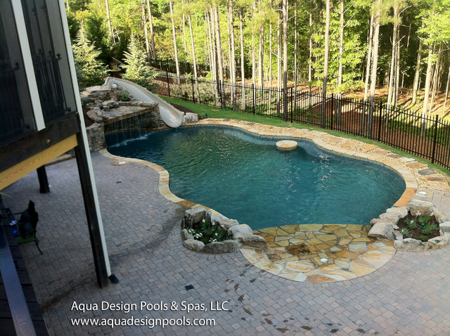 Pool with Inside Bar Feature - Classique - Piscine - Atlanta - par Aqua ...