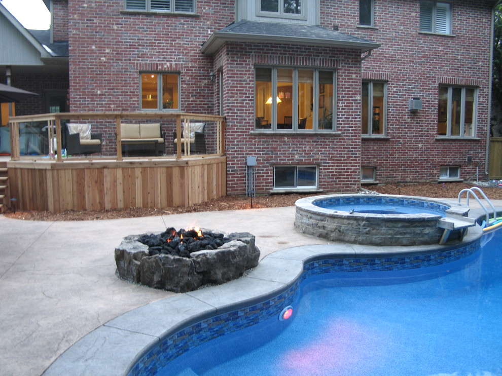 Pool with Patio Seating and Fire Pit - Traditional - Swimming Pool ...