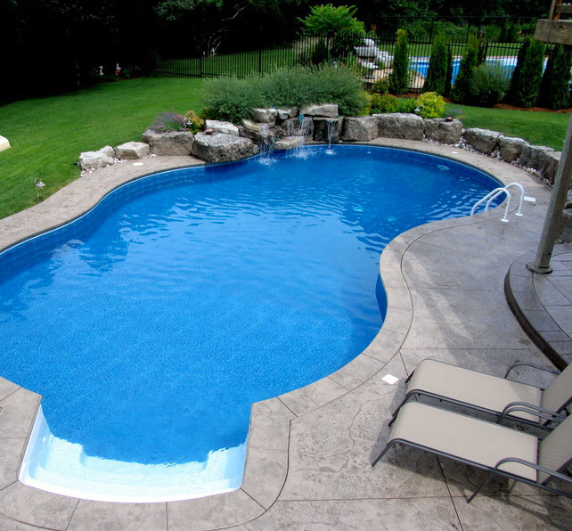 Pools - Traditional - Pool - Toronto - by User | Houzz