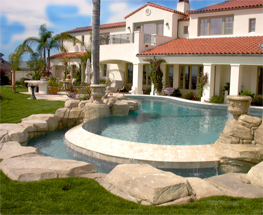 Pools/Spas - Tropical - Pool - Orange County - by Influence Outdoors ...
