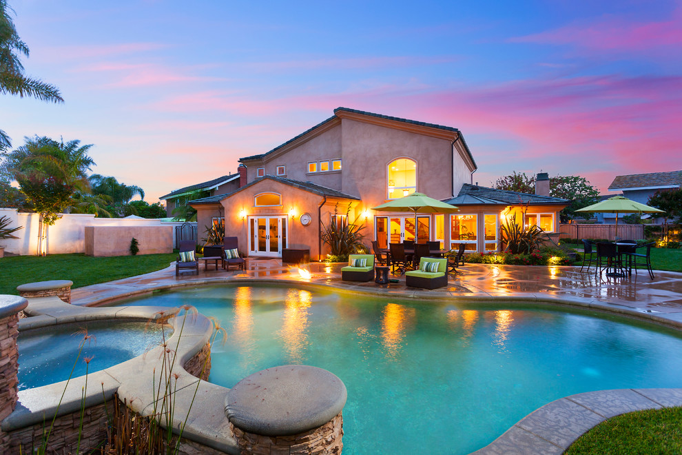 Quiet Surf Circle - Traditional - Pool - Orange County - by Aha ...