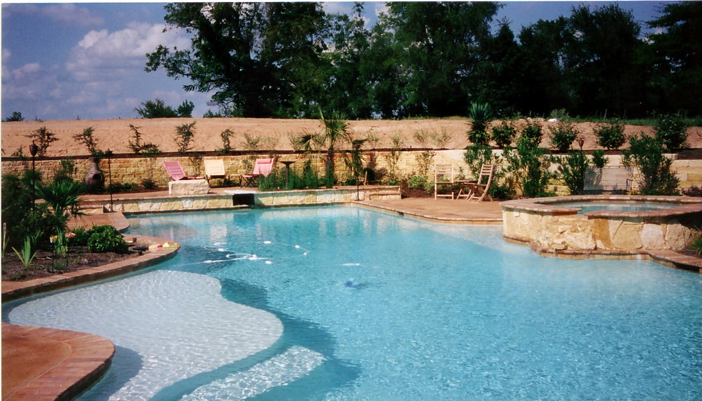 Radius Pools - Tropical - Pool - Dallas - by Preferred Pools Inc. | Houzz