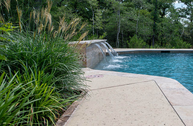 Raised Back Wall and Landscaping - Pool - Austin - by Paradise Oasis ...
