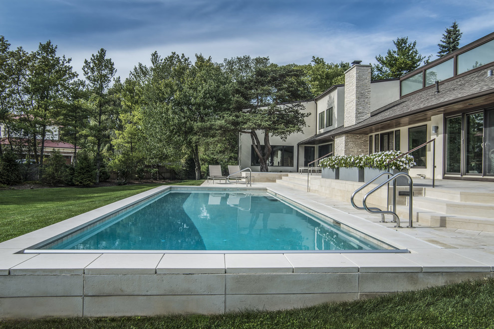 Raised Swimming Pool - Pool - Chicago - by Platinum Poolcare | Houzz