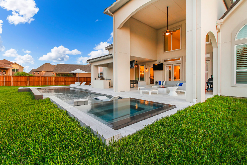 Ramirez Pool - Modern - Pool - Houston - by Sunset Pools Inc. | Houzz
