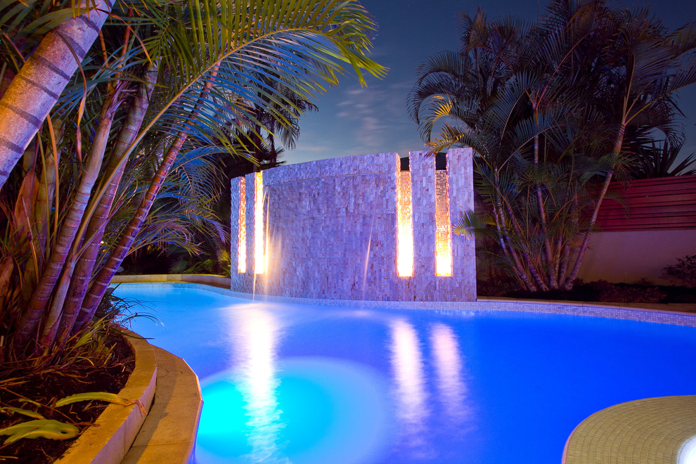 Resort Inspiration - Tropical - Pool - Perth - by Mondo Landscapes | Houzz