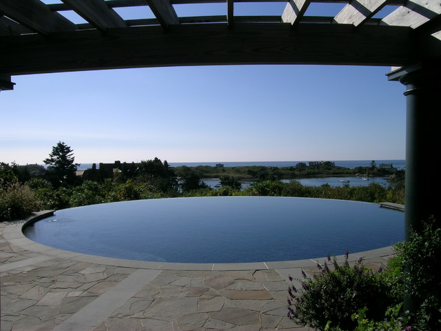 Round Infinity Edge Pool - Modern - Pool - Providence - by Pools & Spas ...