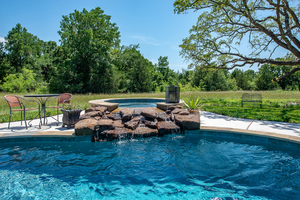 Rustic Spa Waterfall - Rustikal - Pools - Sonstige - von Paradise Oasis ...