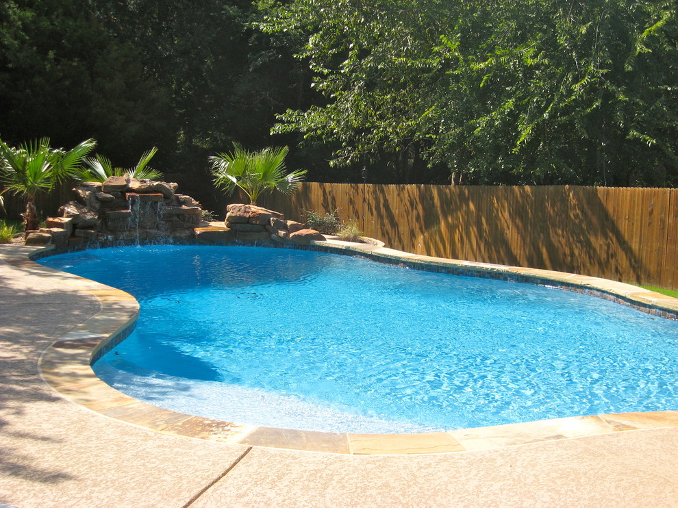 S Arlington Retreats - Traditional - Pool - Dallas - by Dolce Pools ...