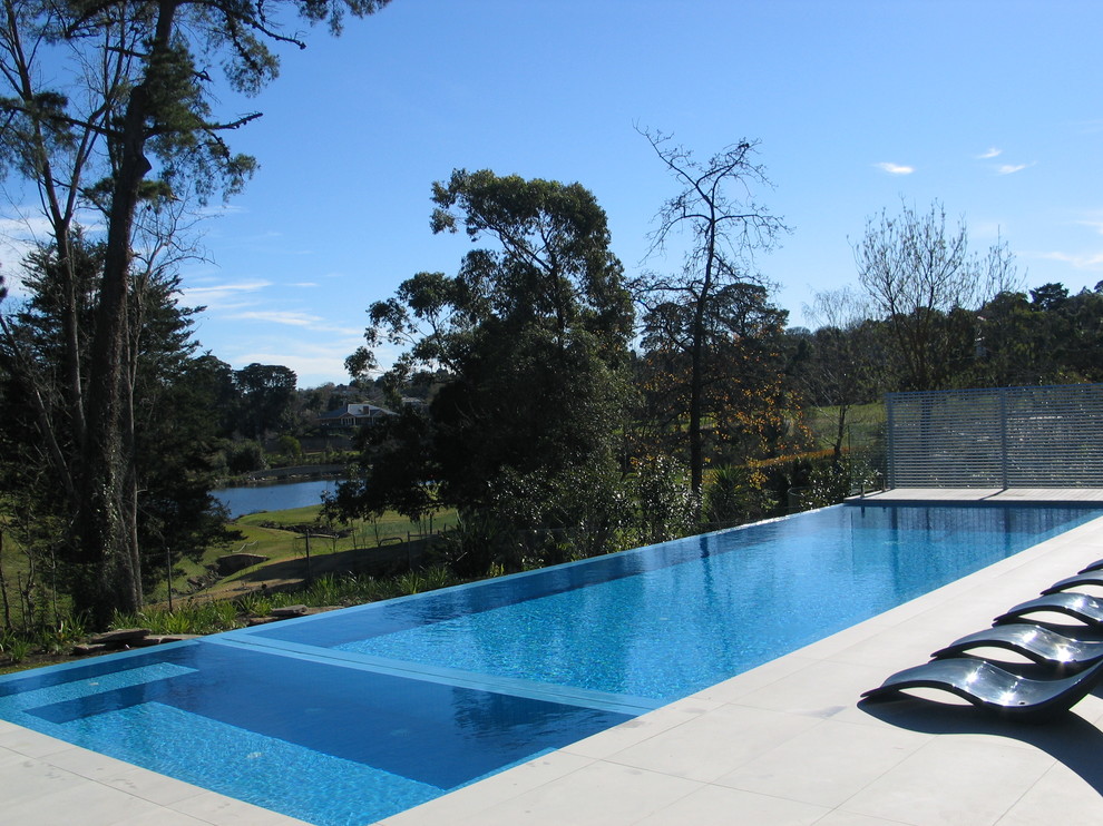 Scenic Infinity Pool - Contemporary - Pool - Melbourne - by Neptune ...