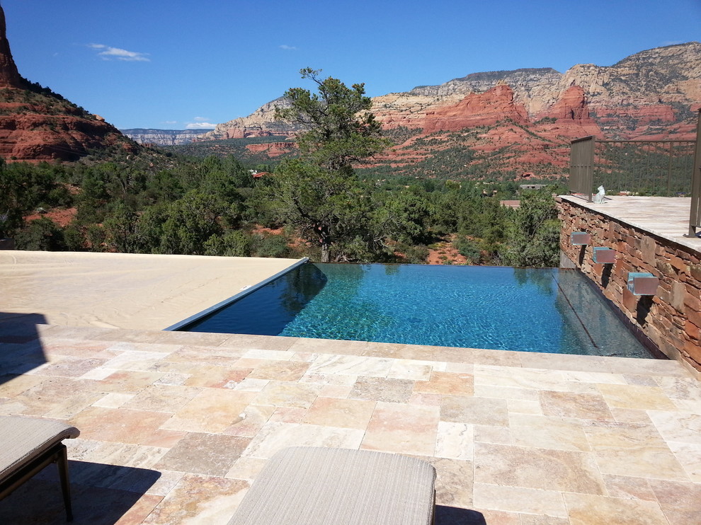 Sedona Contemporary Negative Edge Pool with Cover - Contemporary - Pool ...