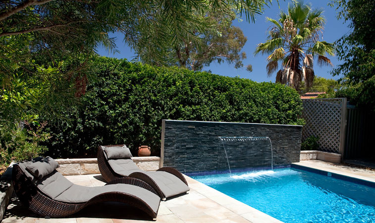Sheer descent waterfall - Sydney - Pool - Sydney - by Crystal Pools | Houzz