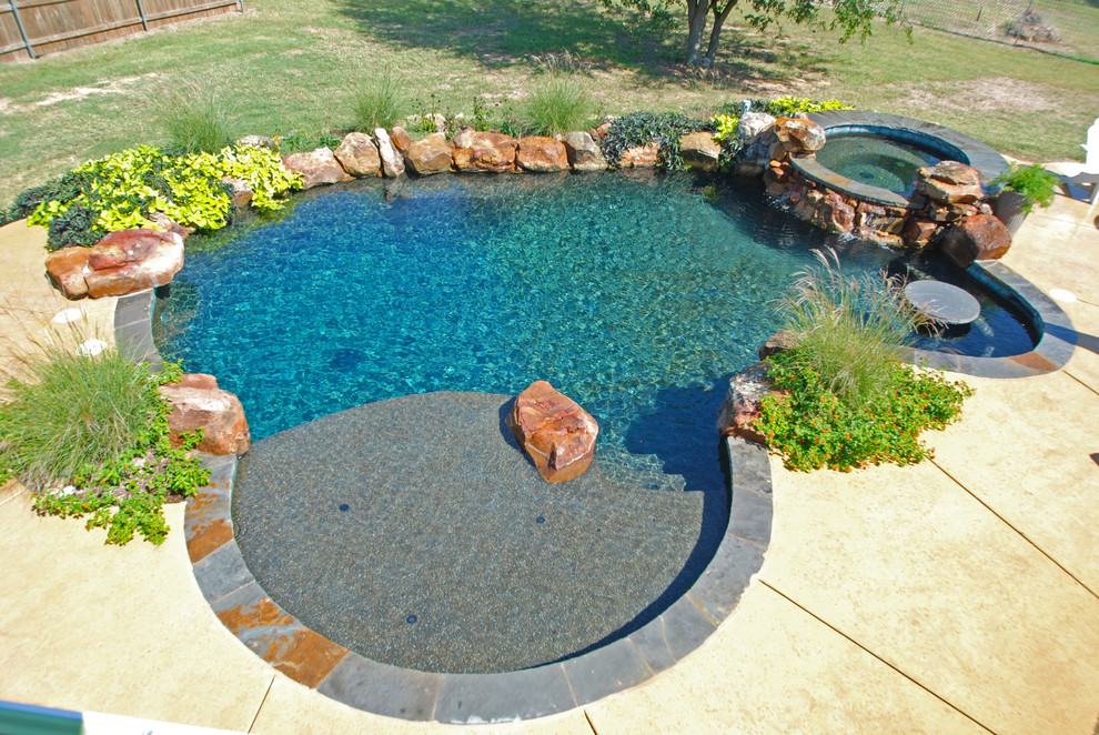 Silver Mist Flagstone - Mediterranean - Pool - Dallas - by Allison ...