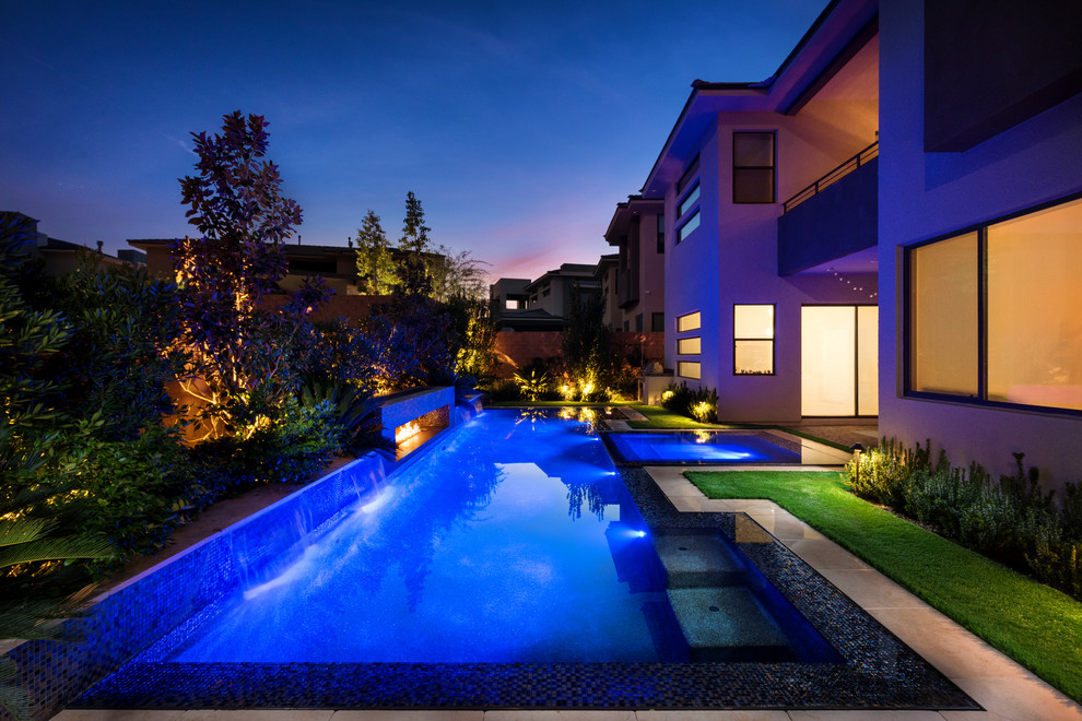 Small Space - Large Impact - Modern - Pool - Las Vegas - by Poolscapes ...