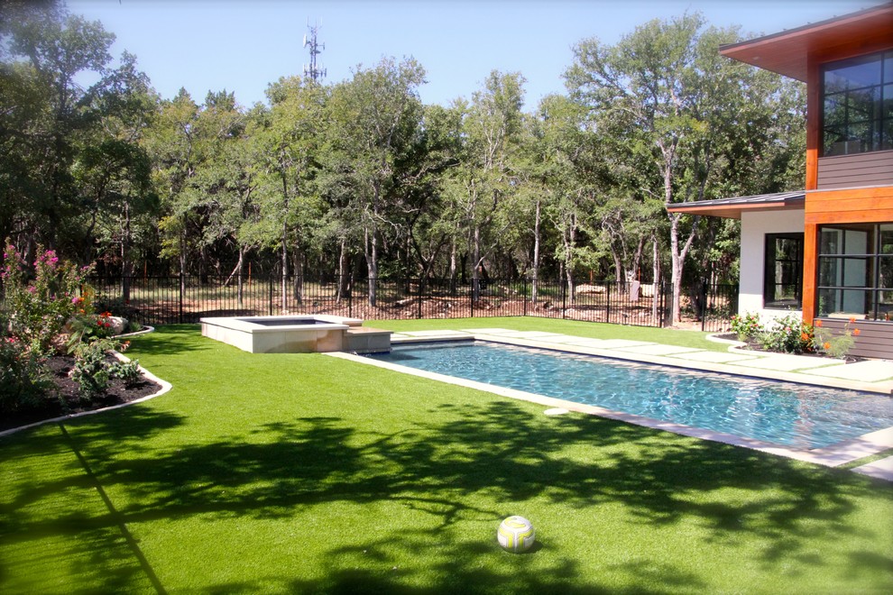 South Austin Residence - Modern - Pool - Austin - by LawnPop Artificial ...