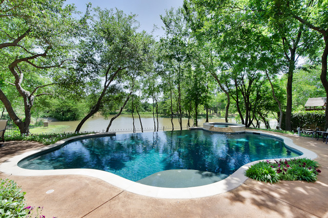 Southlake Pond Estate - Traditional - Swimming Pool & Hot Tub - Dallas ...