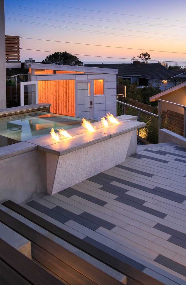 Spa with Fire Feature - Modern - Pool - San Diego - by Pacific Sun Pool ...