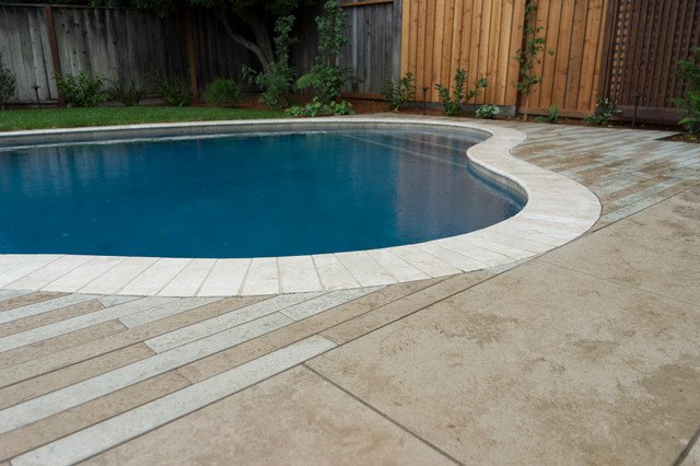 Stepstone Plank Paving 24x36 and 4x18 - Moderne - Piscine - San ...