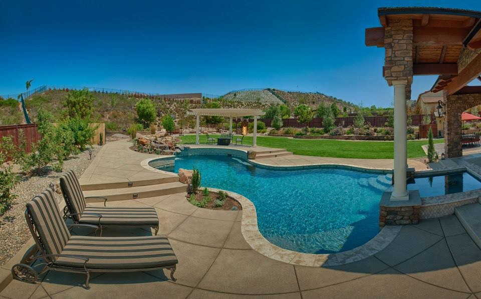 Expansive Yard Design - Mediterranean - Pool - San Diego - by Evoscapes ...