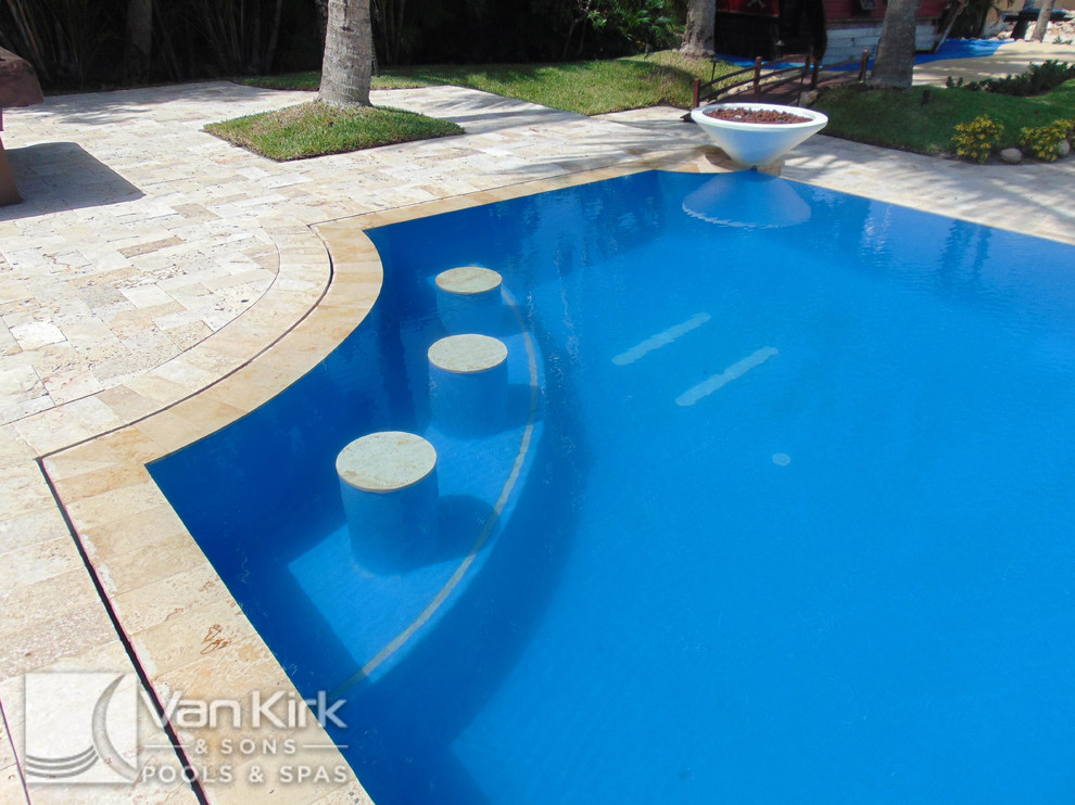 Sunken Bar Stools For The Vanilla Ice Project Season 5 Pool That Van ...