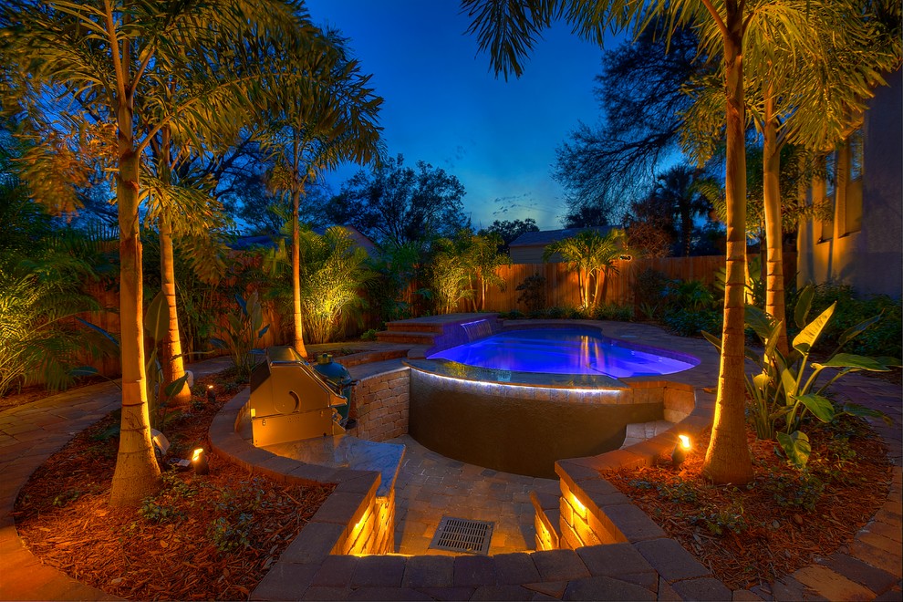 Sunken room and Pool - Tropical - Pool - Tampa - by Landscape-Fusion ...
