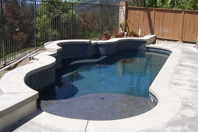 Swan Pools | Swimming Pool Company | Aesthetics | Cantilever Coping ...