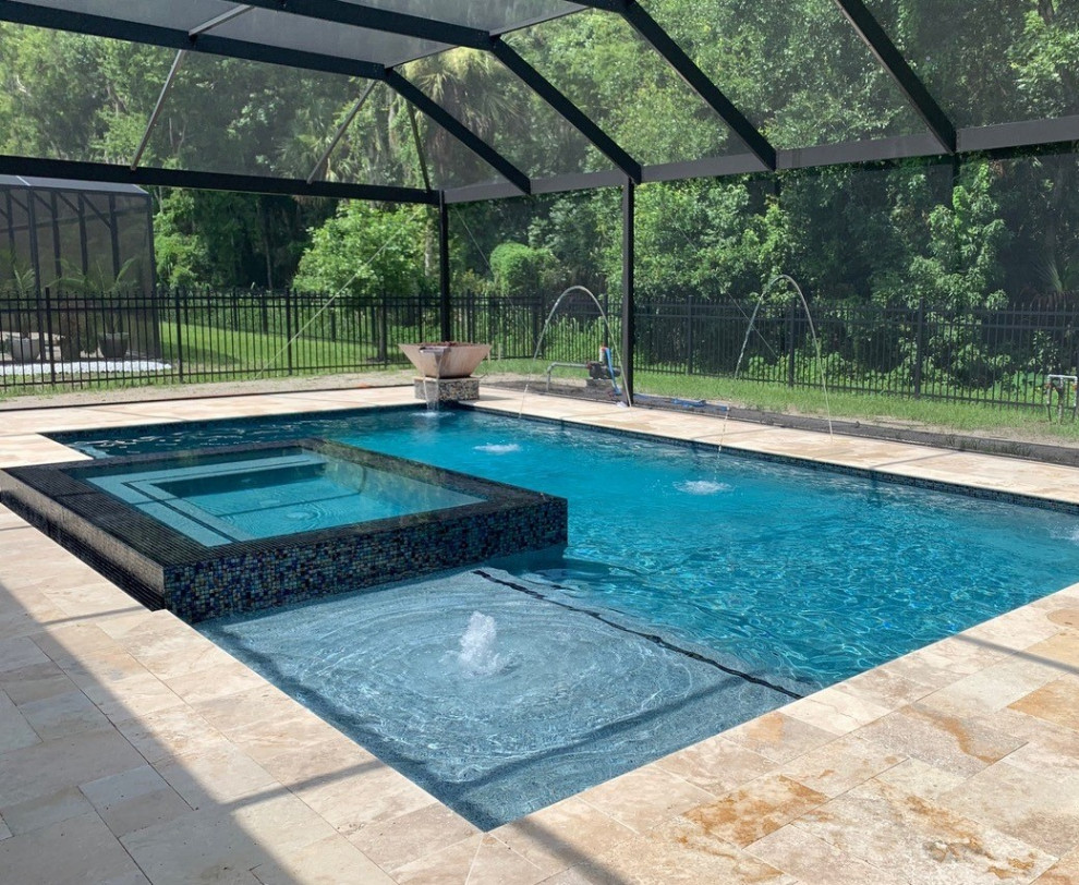Swimming Pool and Overflow Spa in Oviedo, Florida - Contemporary - Pool ...