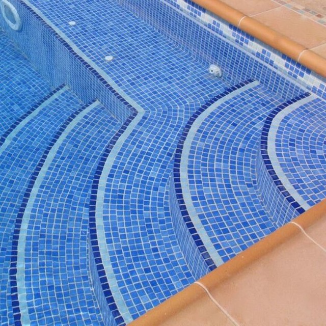 Swimming Pool Mosaic Tiles - Triangle Border 1 - Direct Tile warehouse ...