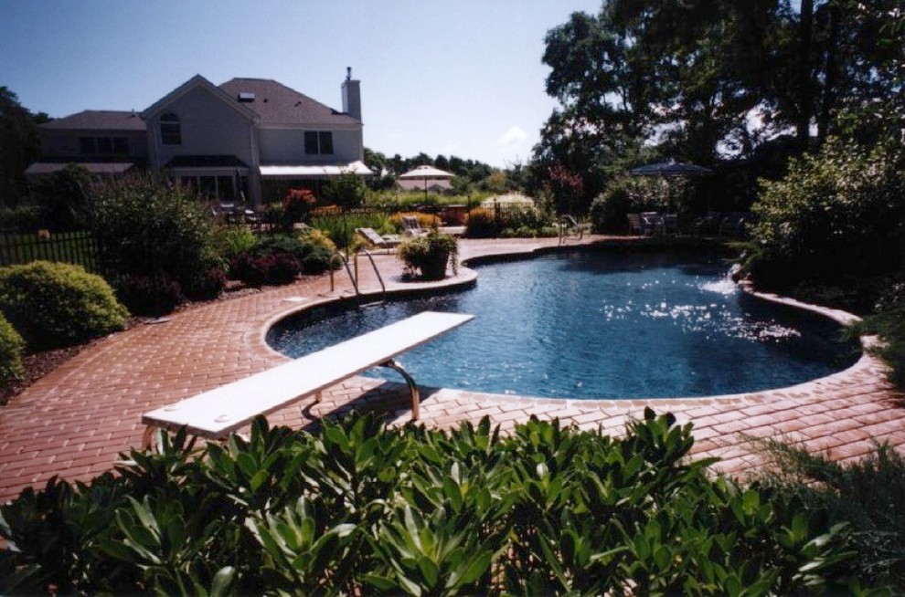 Swimming Pools, Hot Tubs, Jacuzzi Spas & Waterfalls - Clásico - Piscina ...
