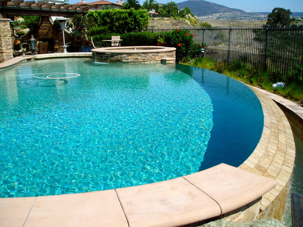 swimming pools, spas, Grottos, waterfalls, Cascades and water details ...