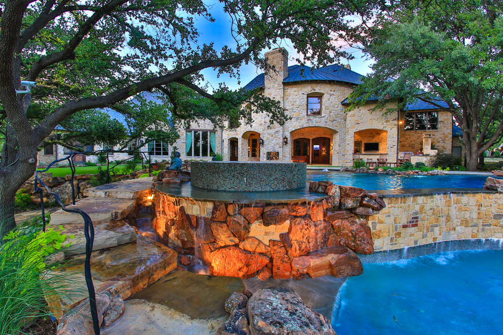 Texas Estate - Traditional - Pool - Dallas - by AquaTerra Outdoors | Houzz