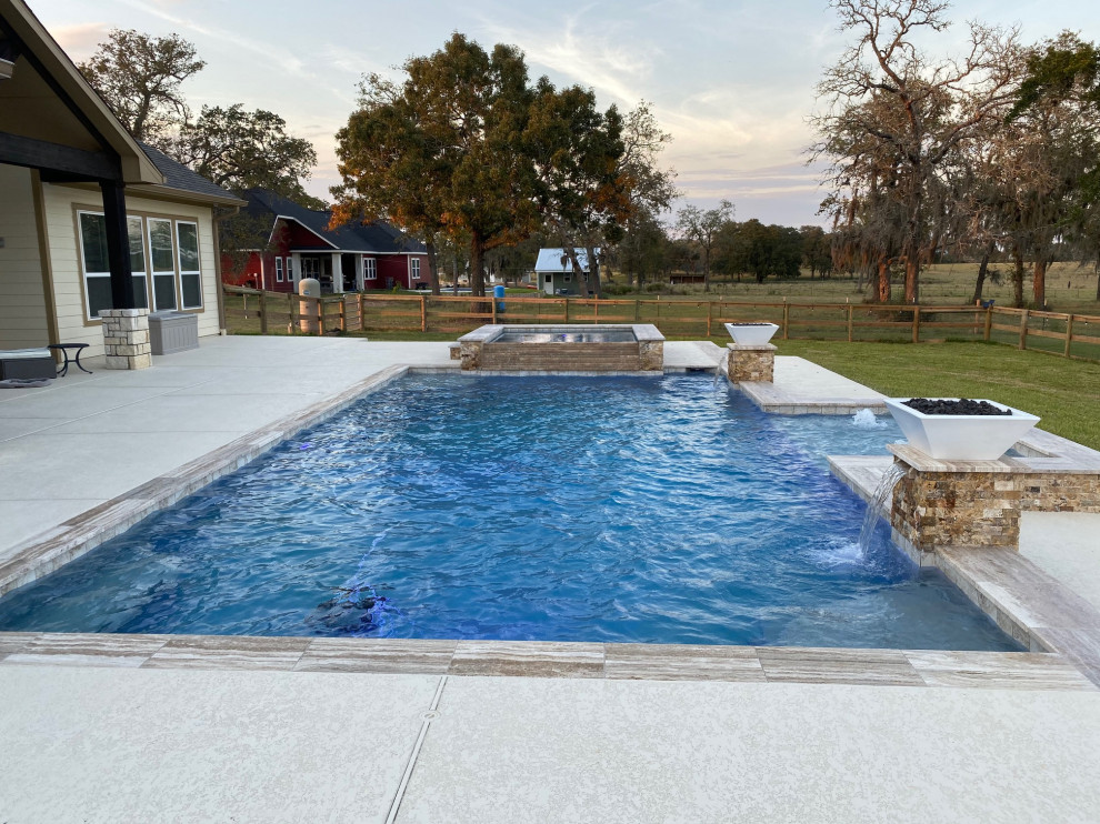 The Crumpler Family Project - Modern - Pool - Houston - by Island Life ...