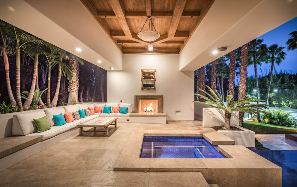 The Floating House In The Ranch - Contemporary - Swimming Pool & Hot ...